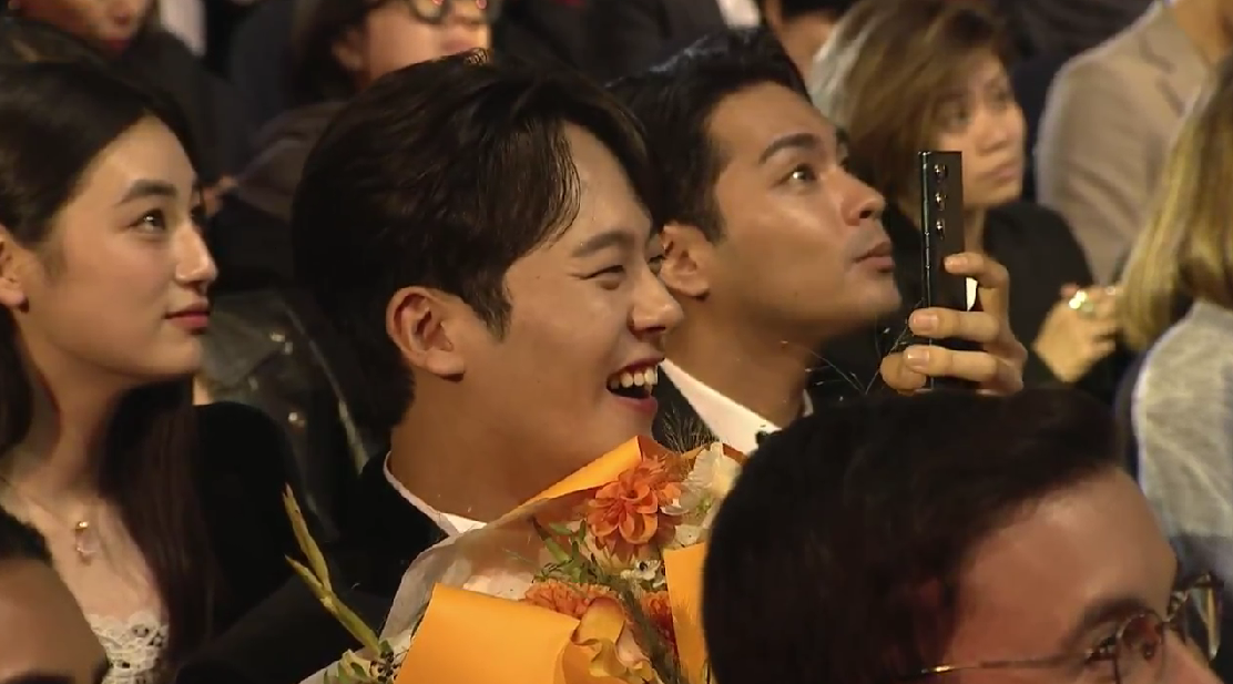 [BIFF] '6관왕' 휩쓴 '무빙' 류승룡→이정하, 부산에서 날아올랐다